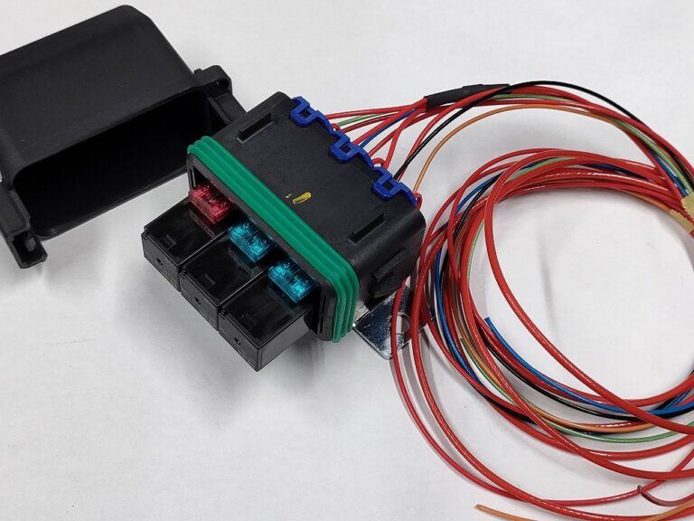 防水小型ヒューズ＆リレーボックス 3回路 PDM3 KIT 大電流対応バージョン – FRS performance engineering